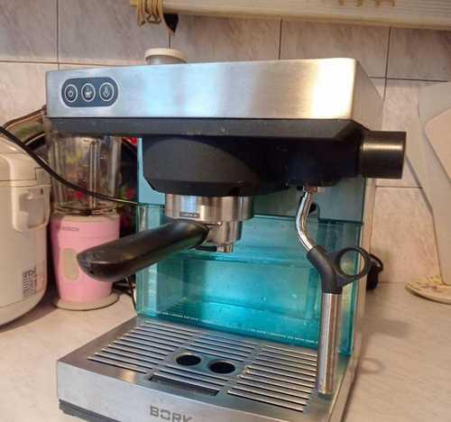 Кофемашина Bork Enn 9820 sl