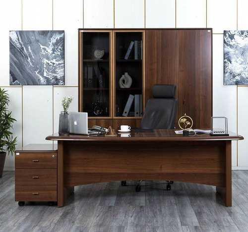 Кабинет руководителя goodfurniture Cannes Италия