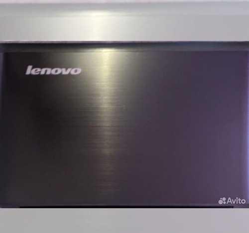 15.6" Lenovo V560, 750 ГБ, Core i5-480M, GeForce 320M 1 ГБ