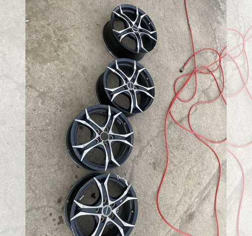 Литые диски r16 5x114 3 tg023
