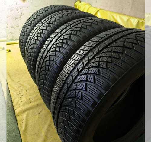 Kumho WinterCraft WP72 225/50 R17 107S