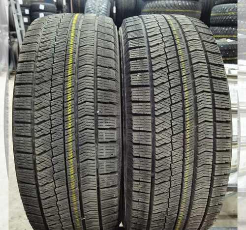 Bridgestone Blizzak Ice 225/55 R17 97S