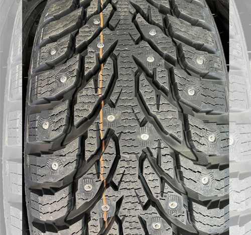 Nokian Tyres Hakkapeliitta 9 SUV 265/45 R21 108T