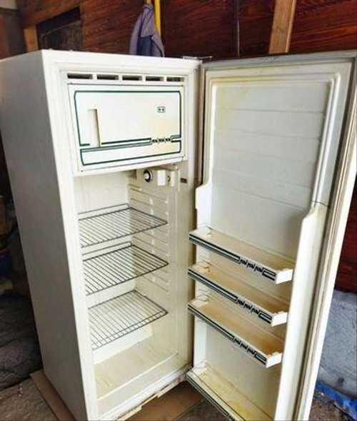 Холодильник "Чинар 3" кш-240