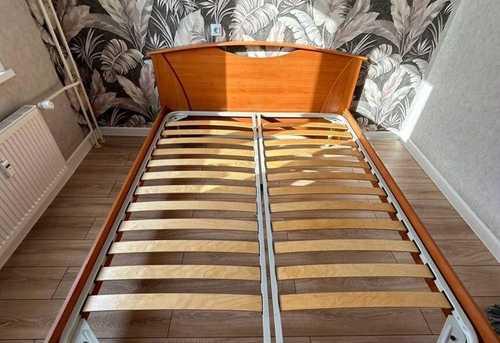 Кровать двуспальная 205х165 см