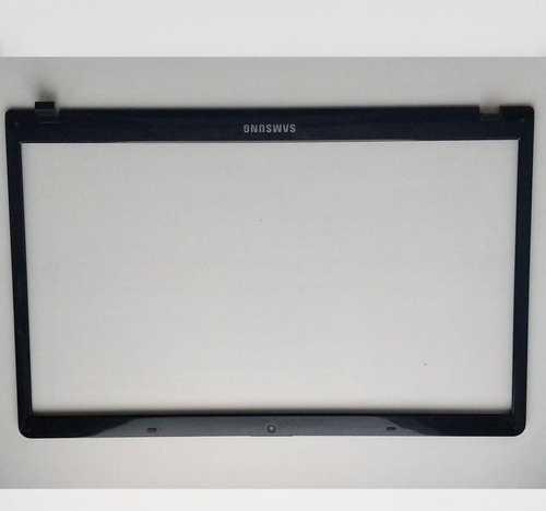 Рамка матрицы Samsung NP300E7A