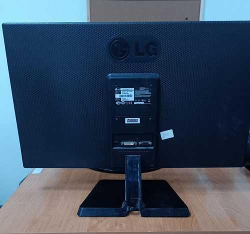 Монитор 23' LG IPS234T-PN