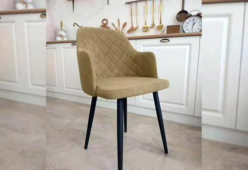 Кухонные новые стулья с мягким сиденьем