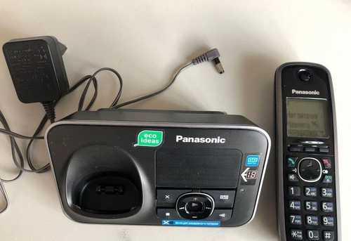 Радиотелефон Panasonic KX-TG6621RU baza