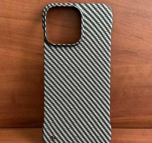 Чехол карбон iPhone 15 pro max