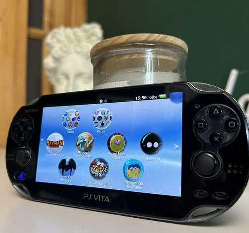 Sony PS Vita PCH-1008