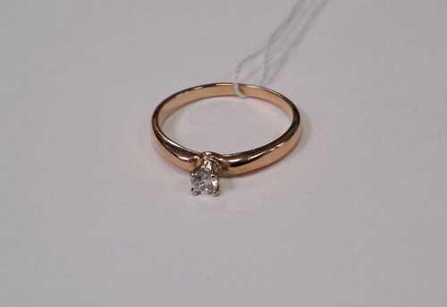 Золотое кольцо с фианитом 15,5 размер