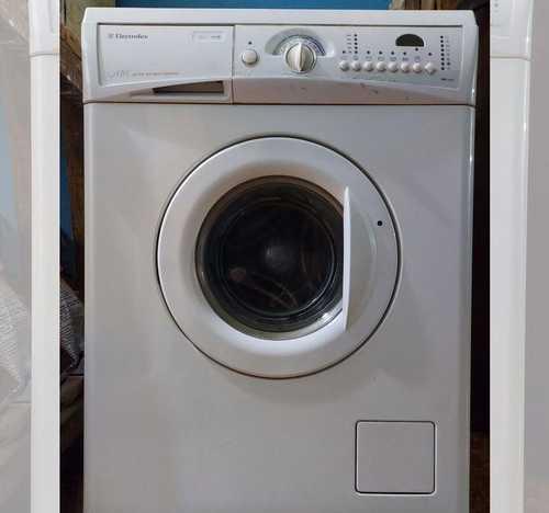 Стиральная машина Electrolux EWS 1046