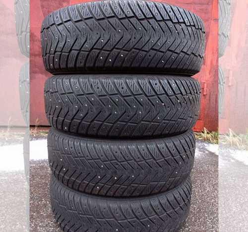 Yokohama Ice Guard IG65 215/60 R16