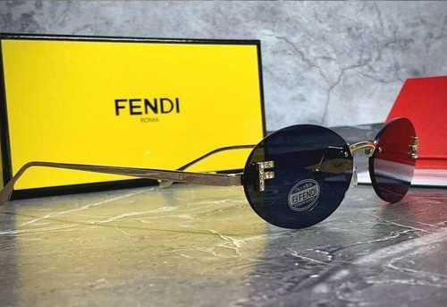 Очки солнцезащитные Fendi