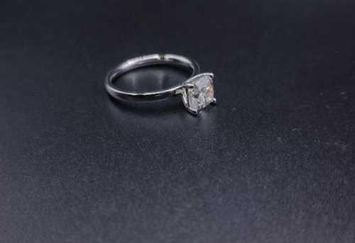 Помолвочное кольцо с бриллиантом CVD