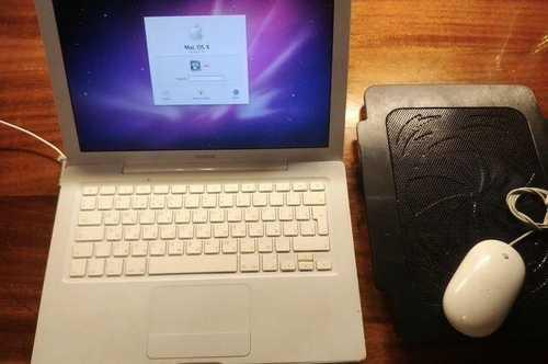 Белый Apple macbook 13 Late 2009 (1181)