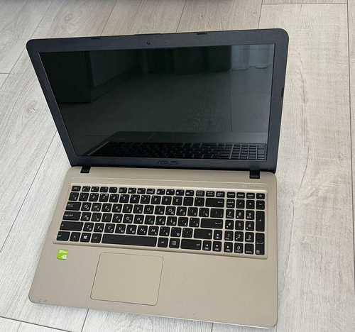 Ноутбук Asus X540L, i3, GeForce 920M, 12гб