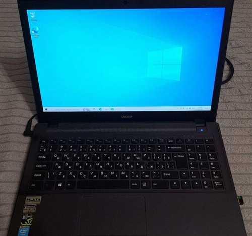 Ноутбук 15.6" dexp W650SJ