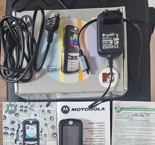 Motorola E398