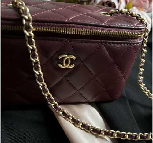 Бьюти кейс косметичка Chanel винный оттенок