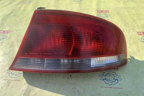 Фонарь правый Chrysler Sebring