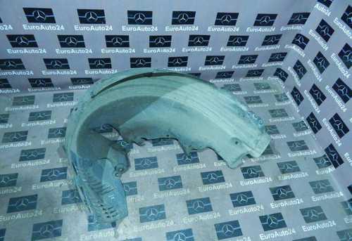 Подкрылок правый задний A2116901830 Mercedes-Benz