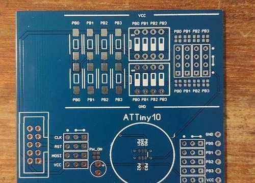 Отладочная плата для ATTiny10