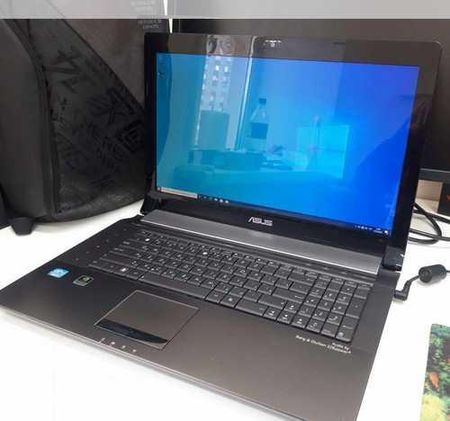 Asus N73S 17.3" FullHD Core i7/GeForce 540/500gb