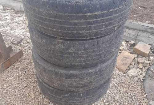 Triangle TR257 235/60 R17