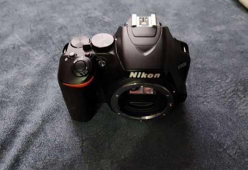 Зеркальный фотоаппарат nikon D3500 торг