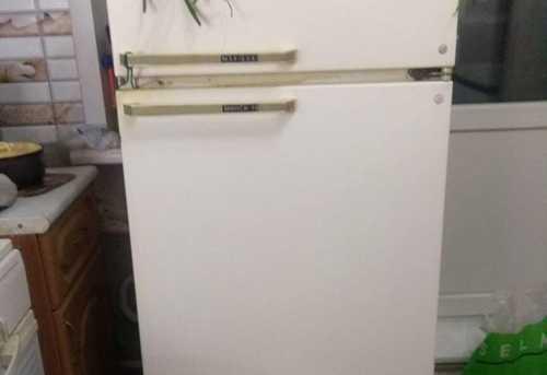 Холодильник Минск 15 цена2450руб