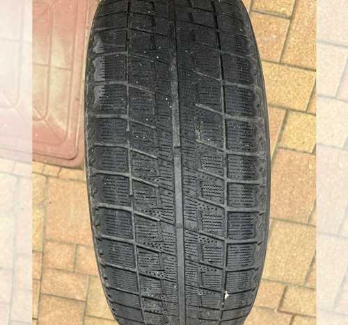 Bridgestone Blizzak Revo2 175/55 R4