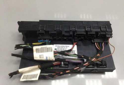 Блок предохранителей Mercedes W203
