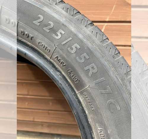 Dunlop EconoDrive 225/55 R17C