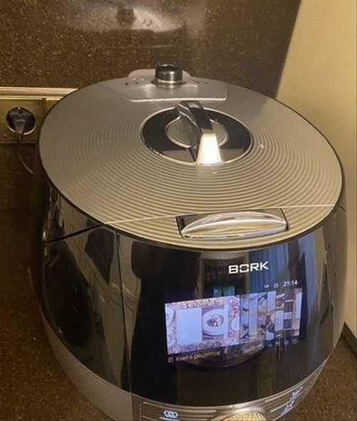 Мультиварка bork u803