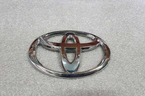 Эмблема задняя Toyota Corolla (2015 - 2019)