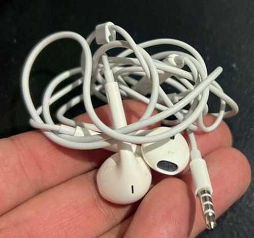 Наушники apple earpods