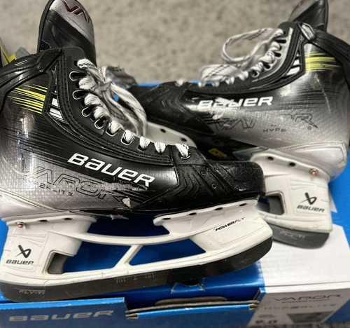 Хоккейные коньки bauer vapor hyperlite 2