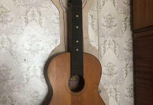 Акустическая гитара 7 струн фабрики Луначарского