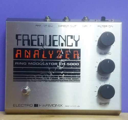 Electro-Harmonix Frequency Analyzer Ring Modulator