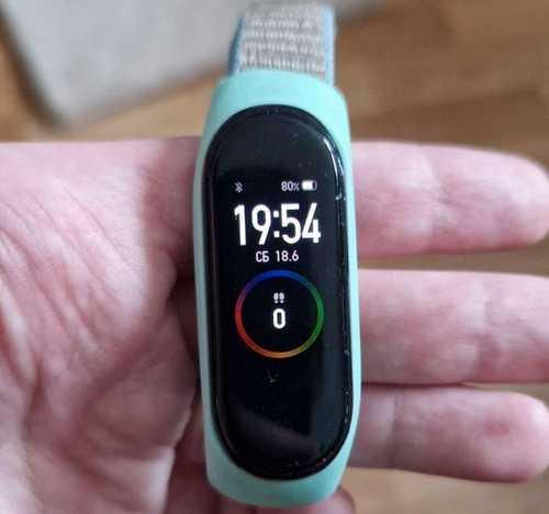 Фитнес браслет xiaomi mi band 4