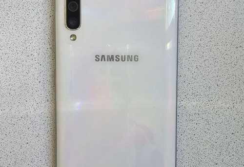 Samsung Galaxy A70, 8/128 ГБ