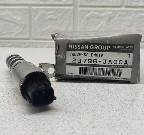 Клапан фазорегулятора Nissan 23796JA00A