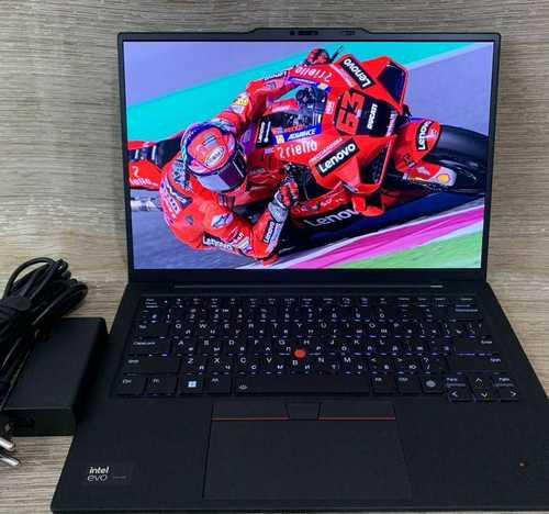 ThinkPad X1 Carbon Gen 12 Ultra 7-155H/32GB/1TB