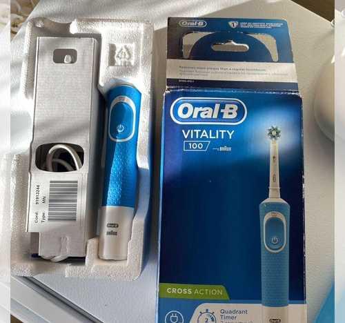 Электрическая зубная щетка oral b vitality