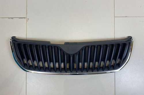 Решетка радиатора Skoda Superb 2 2008-2013