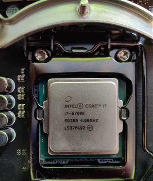 Core i7 6700k + Asus Maximus Hero Vlll + 16Gb