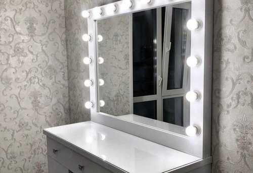 Туалетный столик с гримёрным зеркалом визажиста