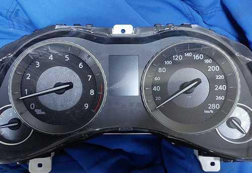 Панель приборов Infiniti M 37 в километрах